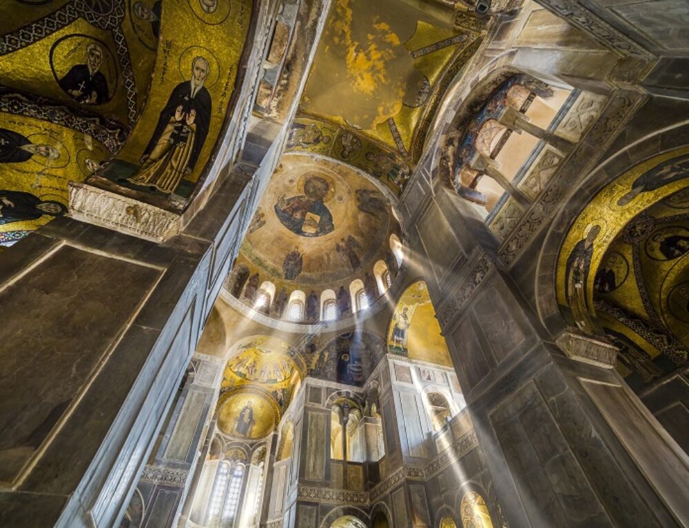 The Kissing Part – Saint Paul’s Greek Orthodox Church